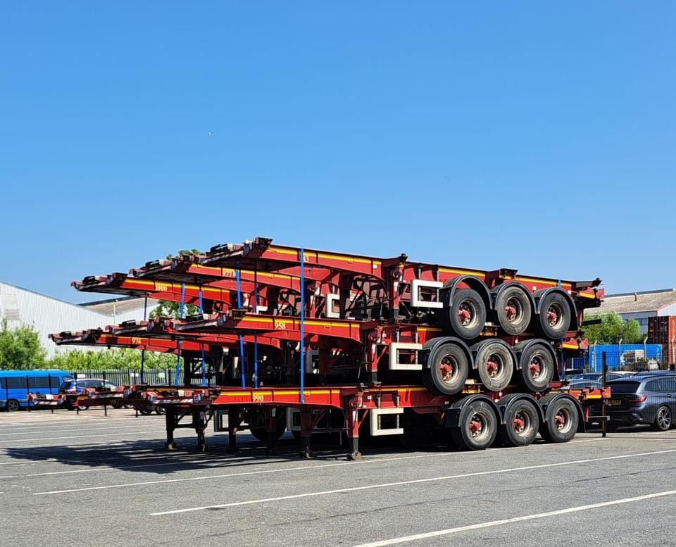 2015 SKELETON TRAILERS (CHOICE OF 12)